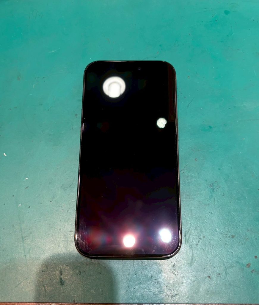 【修理事例】iPhone15proバッテリー交換を解説します！ | iPhone・スマートフォン修理 スマートクール | SMARTCOOL